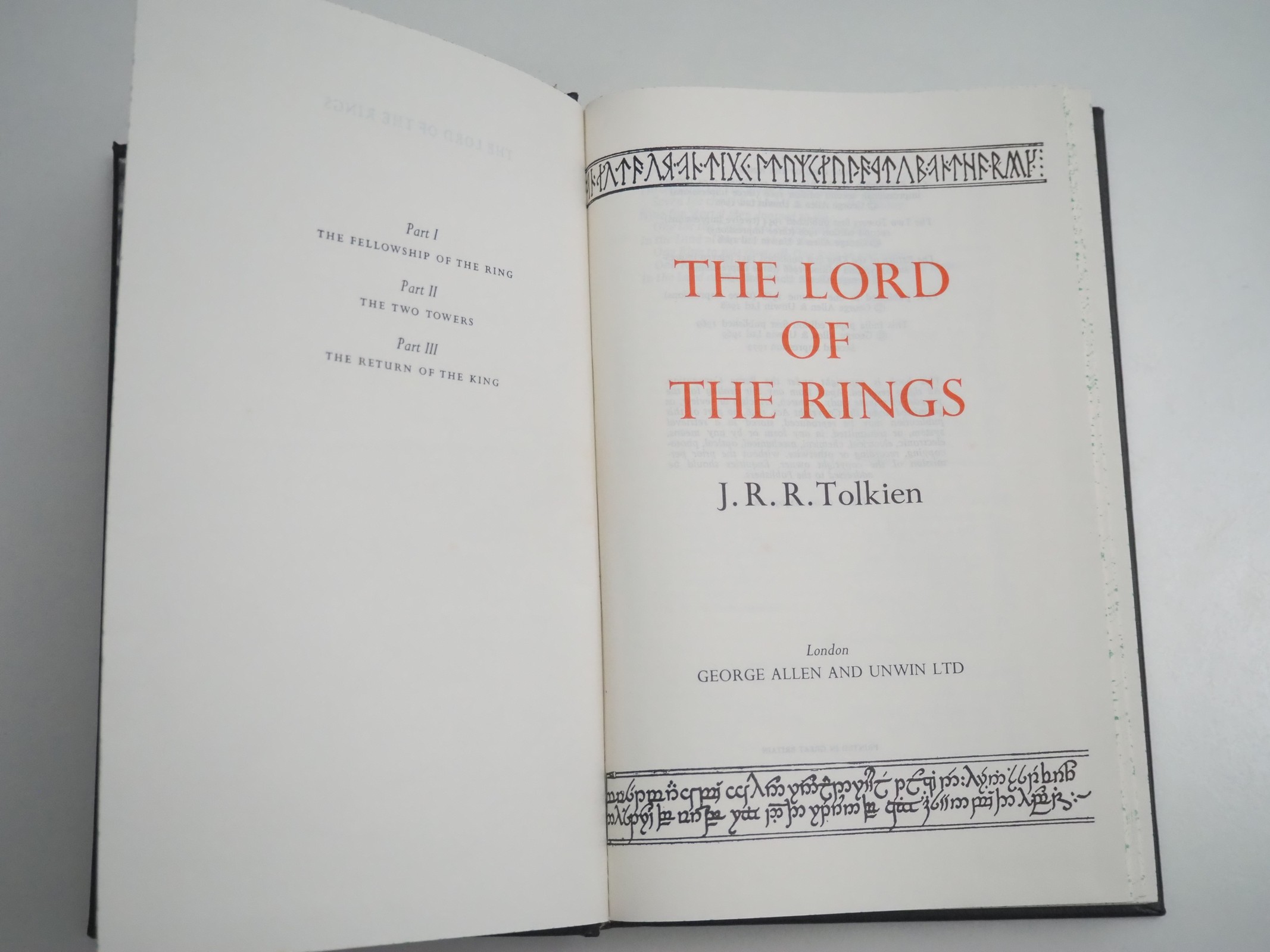 Lot 366 - J.R.R.TOLKIEN - LORD OF THE RINGS: A one