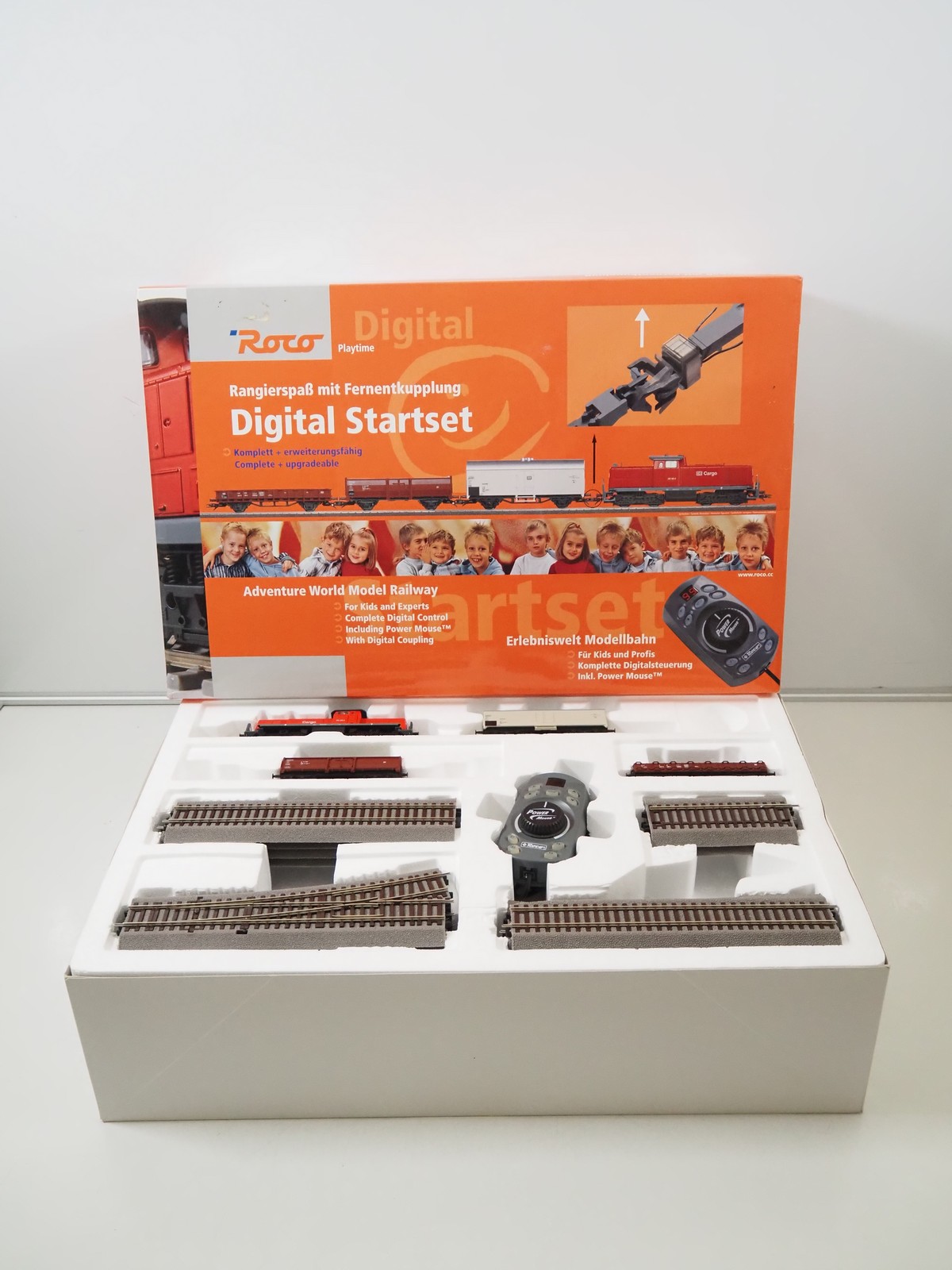Lot 293 - A ROCO HO gauge 41233 Digital Startset with