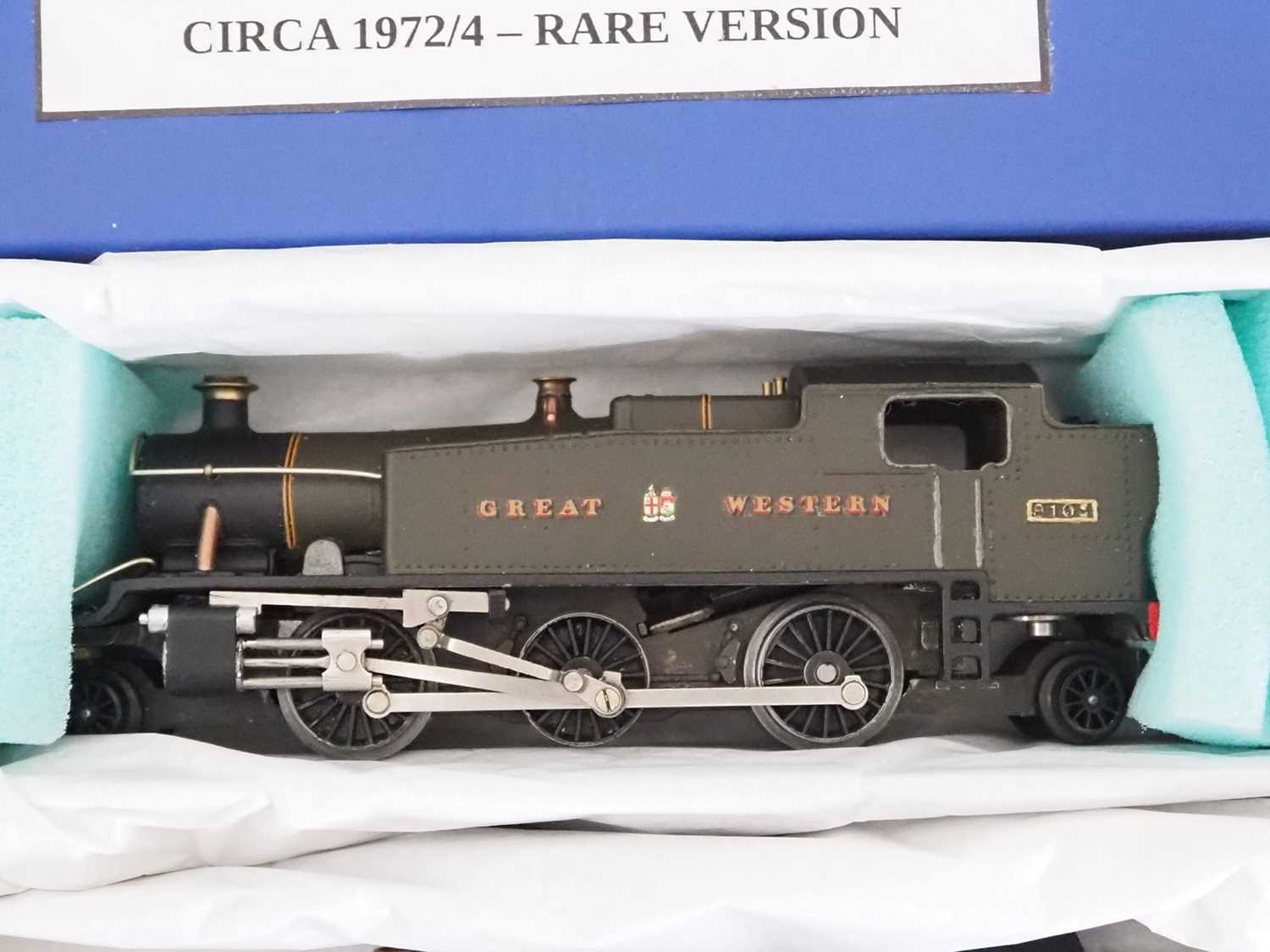 Lot 411 - A pair of OO gauge steam tank locomotives by