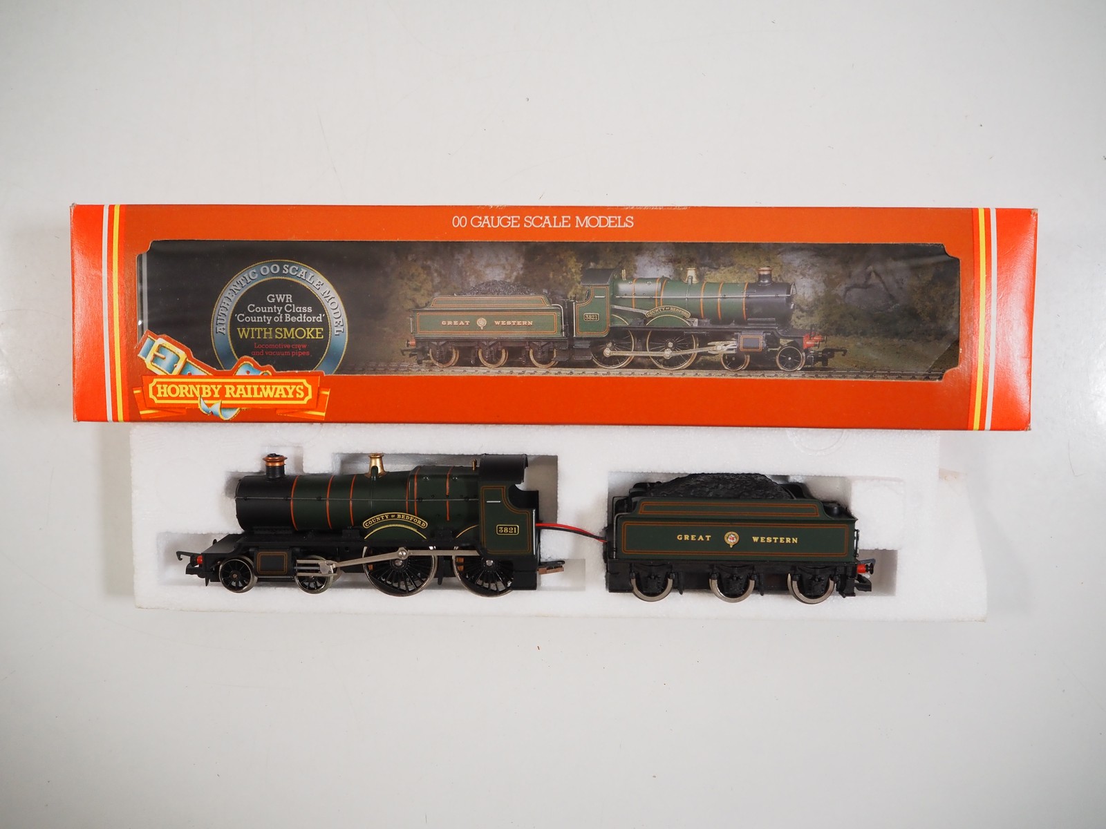 Lot 550 - A group of three OO gauge locomotives by