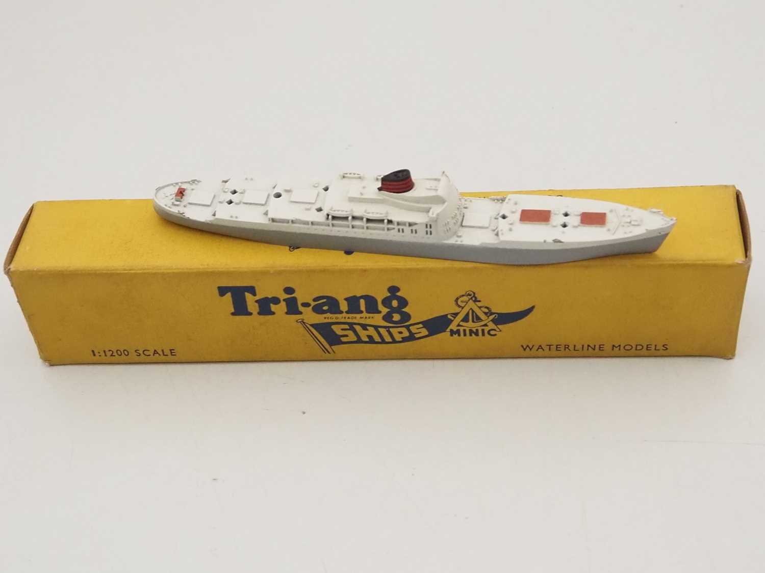 Lot 271 - A group of TRIANG MINIC diecast ships