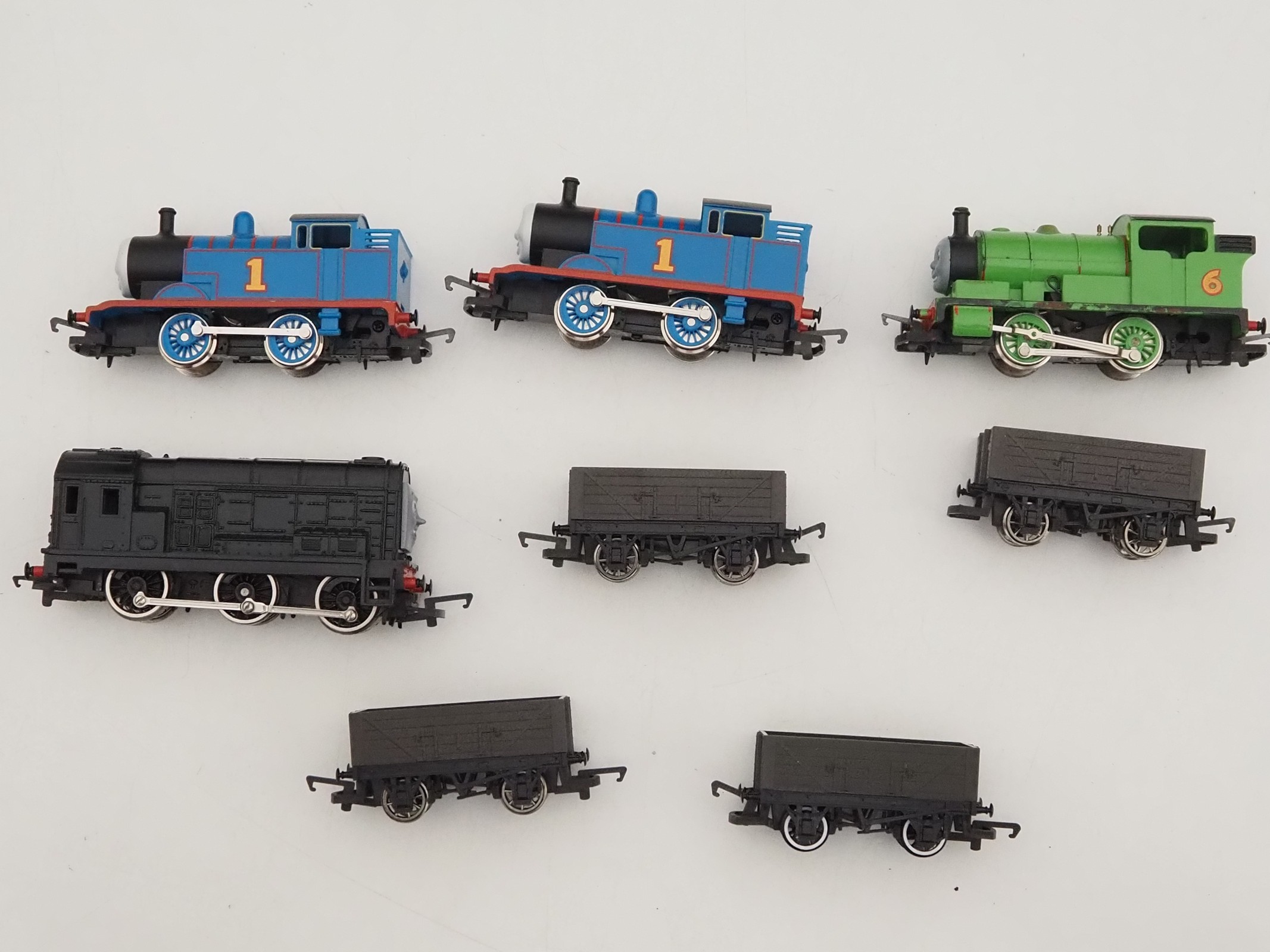 Lot 542 - A group of HORNBY OO gauge Thomas the Tank