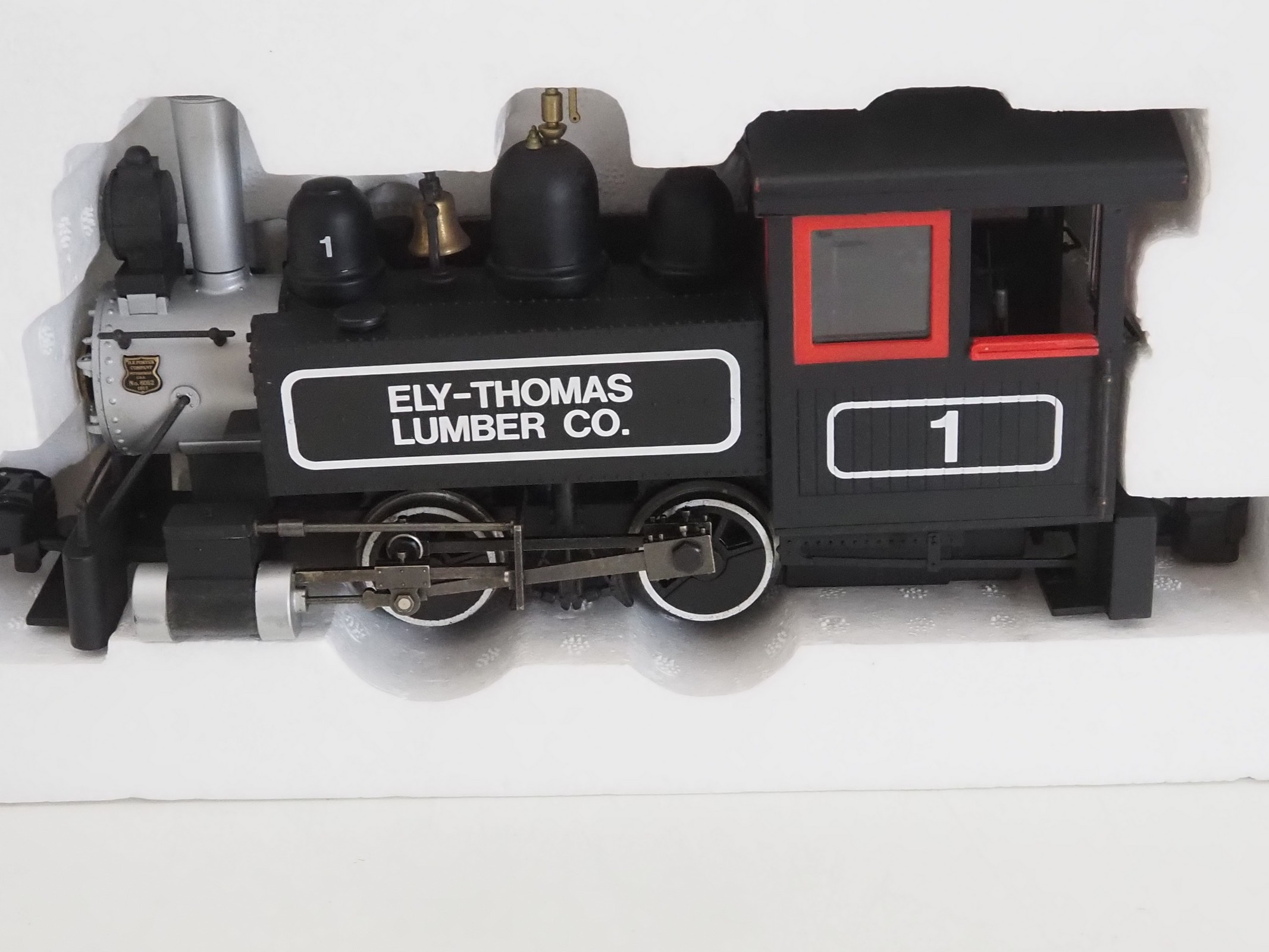 Lot 627 - A BACHMANN Big Haulers G scale Porter steam