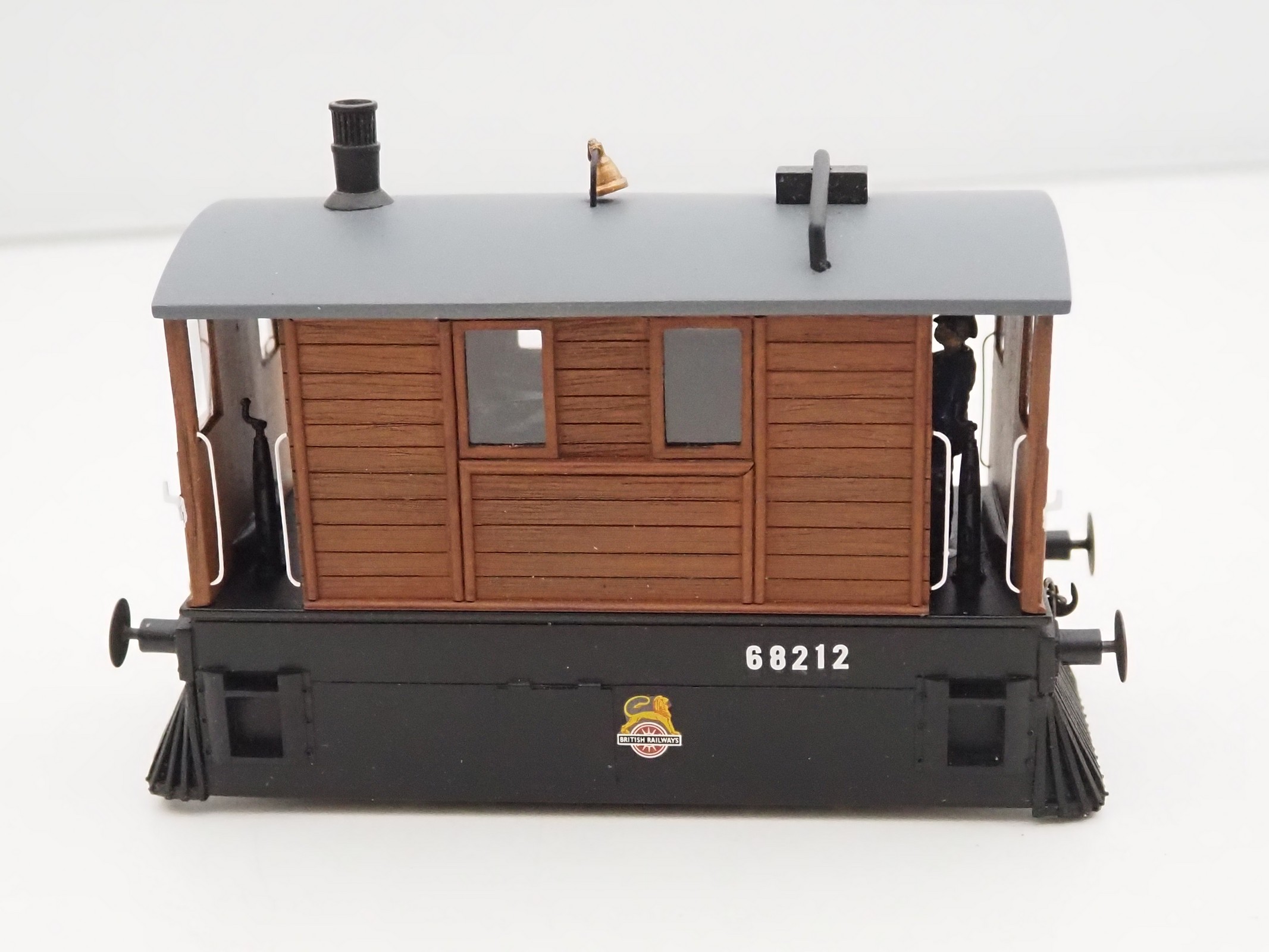 Lot 640 - A SKYTREX kitbuilt O gauge Y6 steam tram