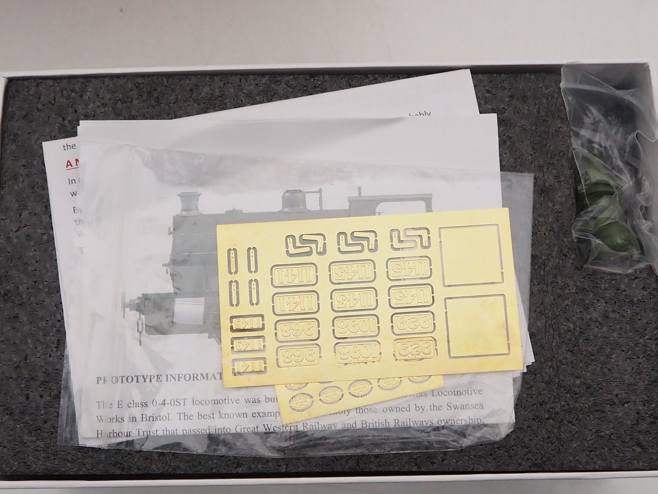 Lot 645 - A MINERVA MODEL RAILWAYS O gauge Peckett E