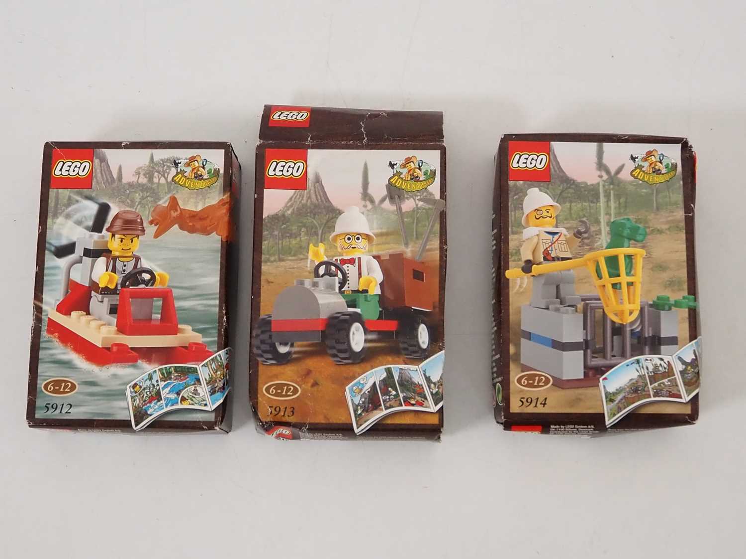 Lot 119 - LEGO ADVENTURERS 5913 - Dino Island - Dr