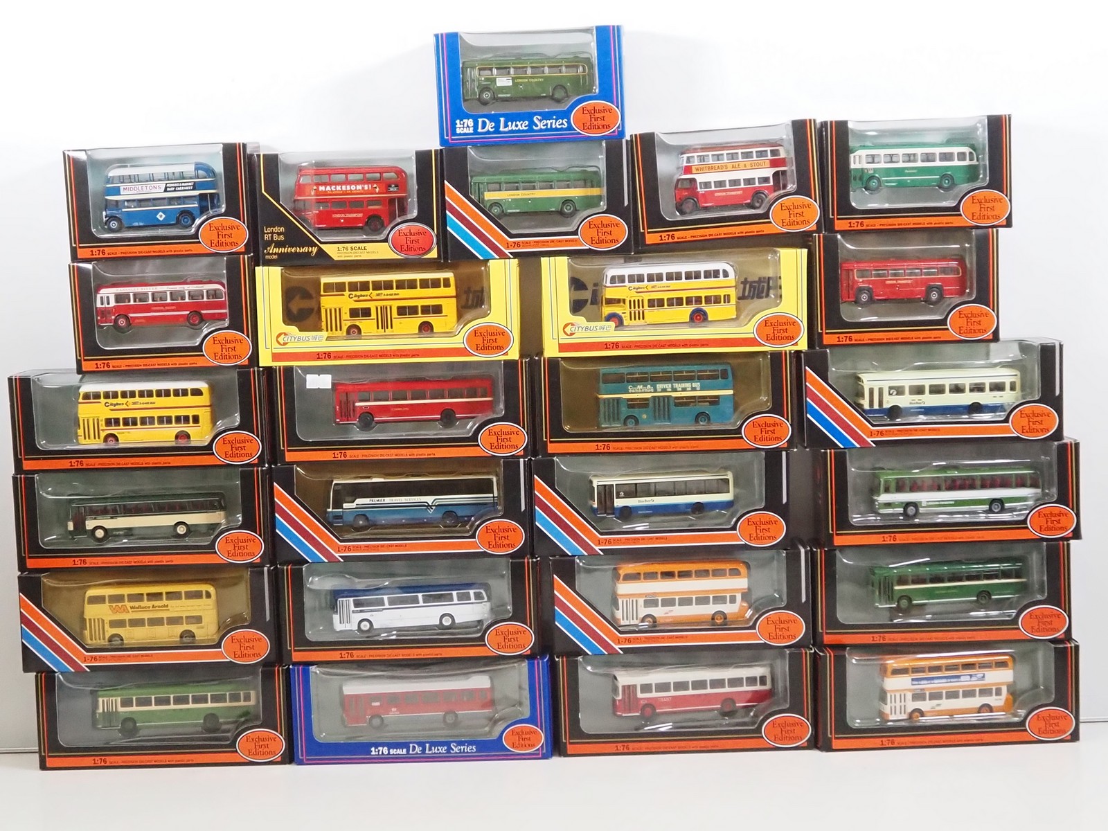 Lot 81 - A group of EFE 1:76 scale diecast buses in
