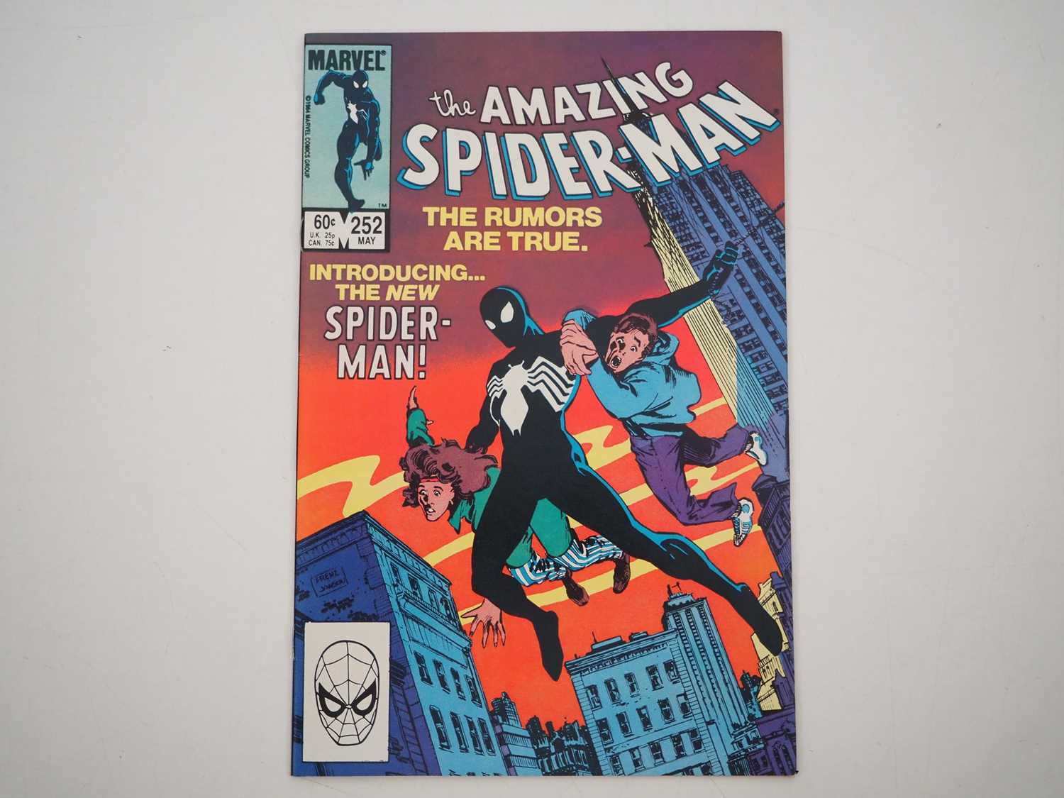 Lot 25 - AMAZING SPIDER-MAN #252 - (1984 - MARVEL)