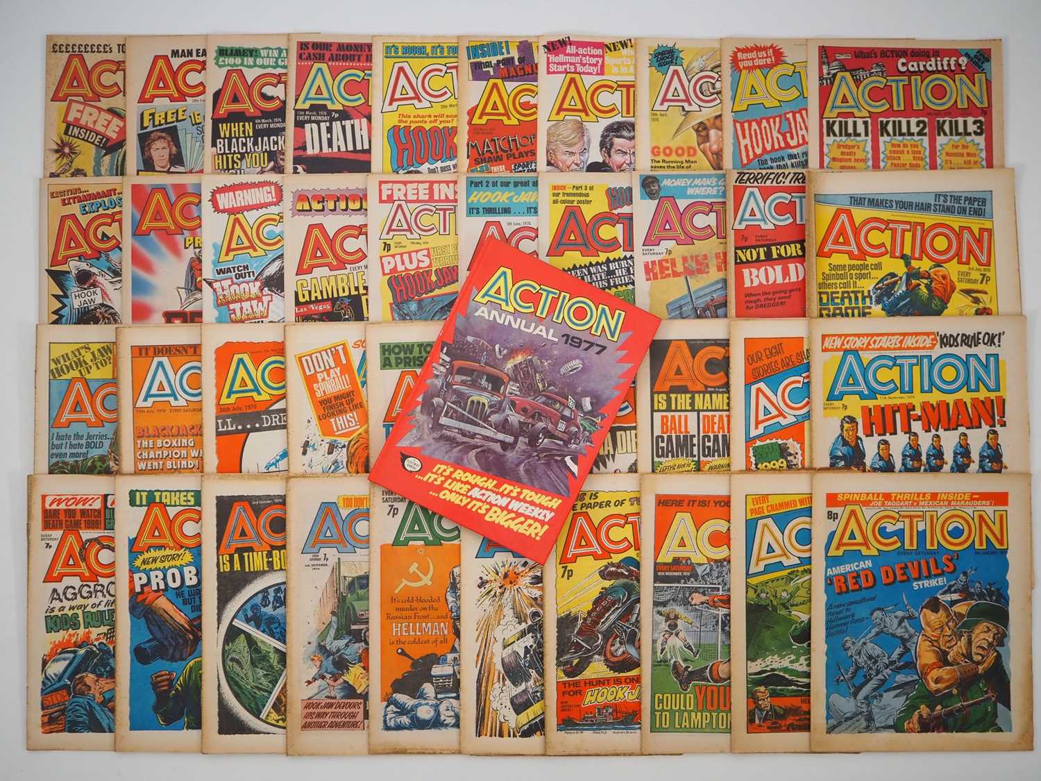 Lot 102 - ACTION #2 to #42 + 1977 Annual (41 in Lot)