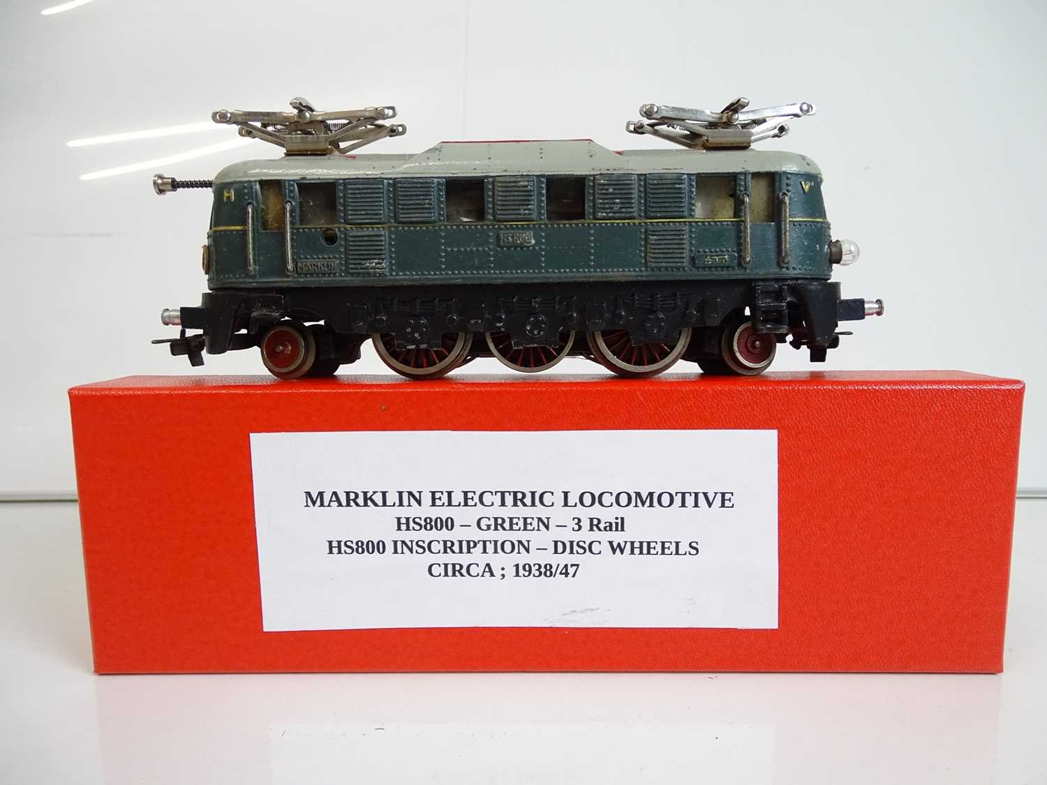 Lot 124 - HO SCALE MODEL RAILWAYS: An early MARKLIN 3