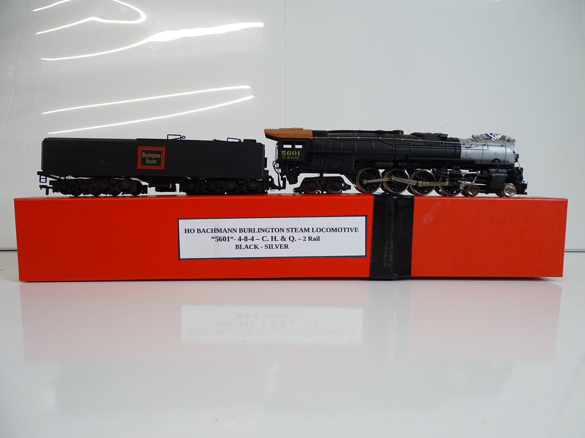 Lot 125 - HO SCALE MODEL RAILWAYS: A BACHMANN American