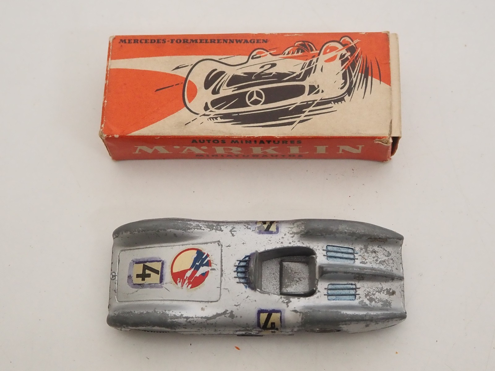 Lot 57 - A quantity of vintage MARKLIN diecast