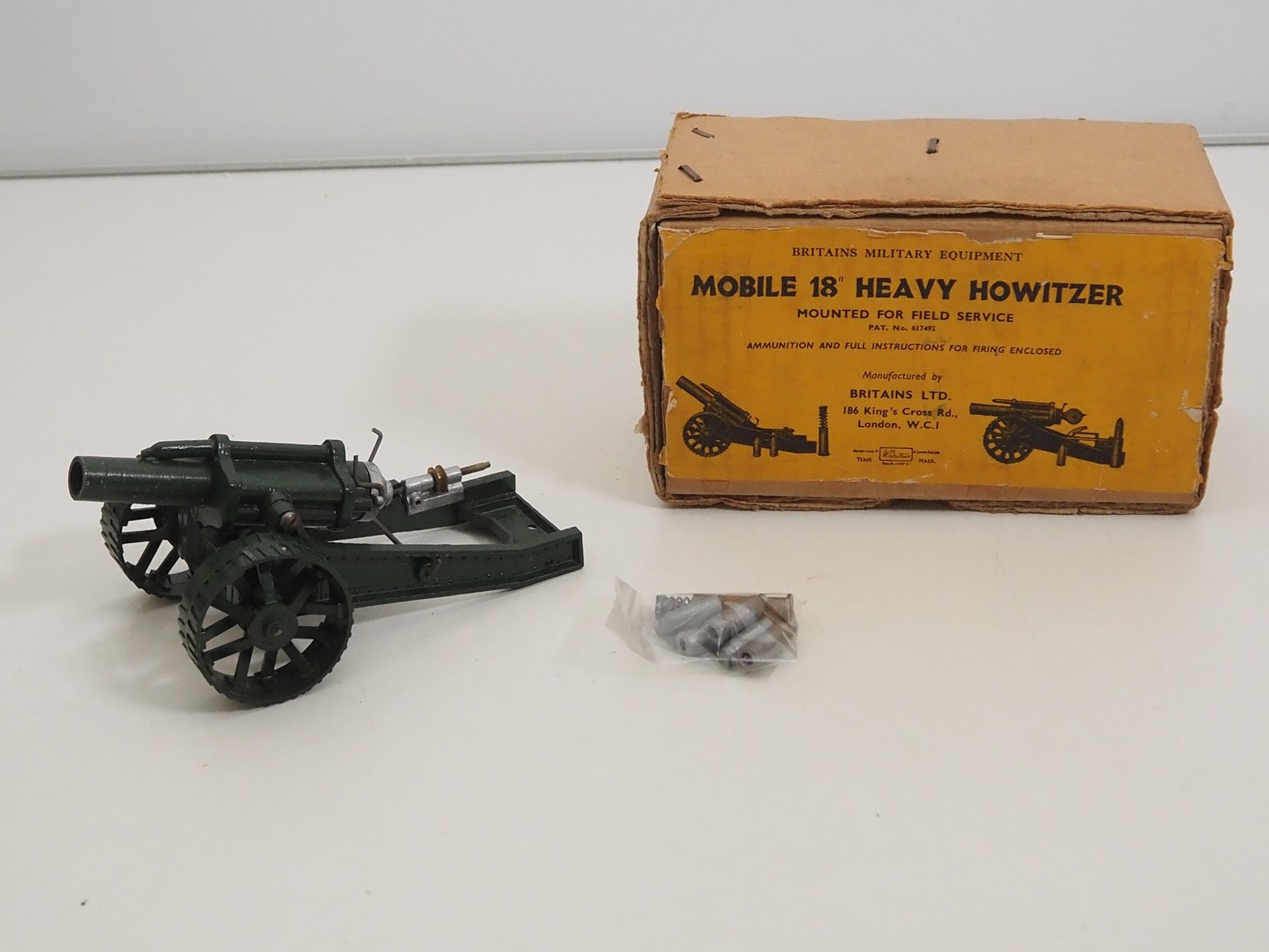 Lot 111 - A BRITAINS 9740 mobile18" Heavy Howitzer