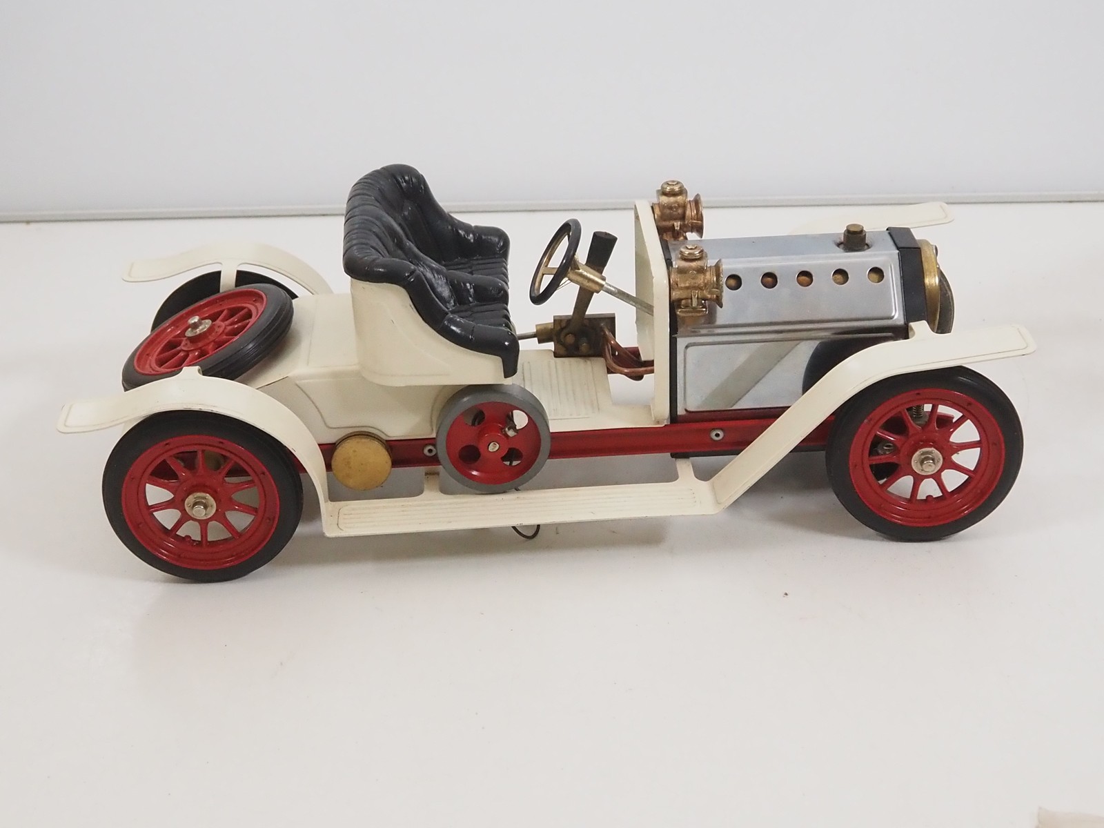 Lot 237 - A vintage MAMOD live steam roadster car,
