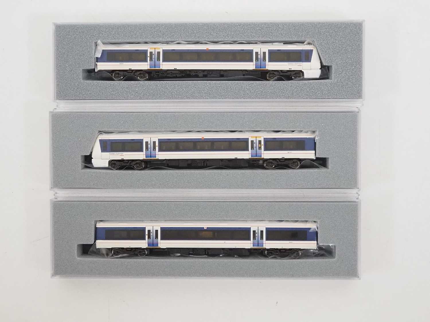 Lot 300 - An N gauge GRAHAM FARISH 371-435 class 168/1