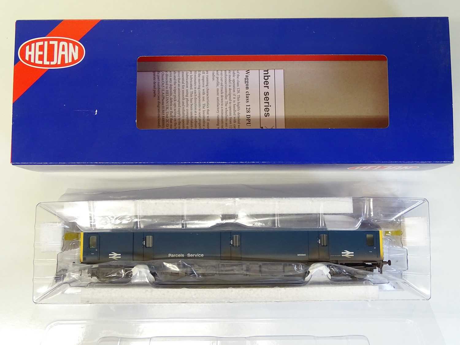 Lot 278 - OO SCALE MODEL RAILWAYS: A HELJAN 89421
