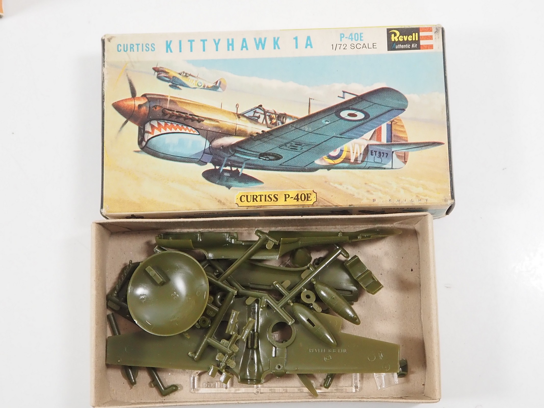 Lot 216 - A group of vintage unbuilt aircraft kits by