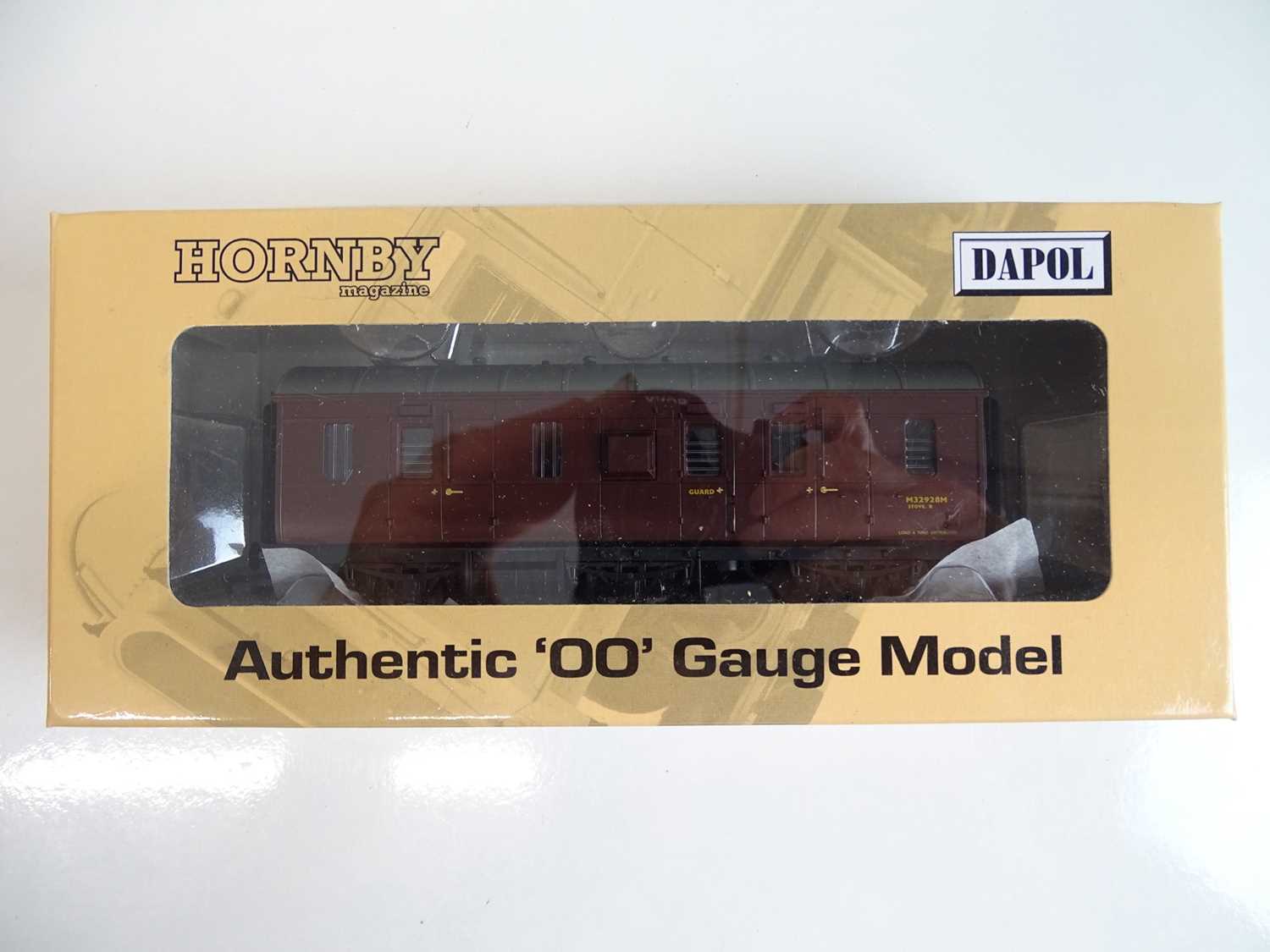 Lot 439 - OO SCALE MODEL RAILWAYS: A DAPOL (limited