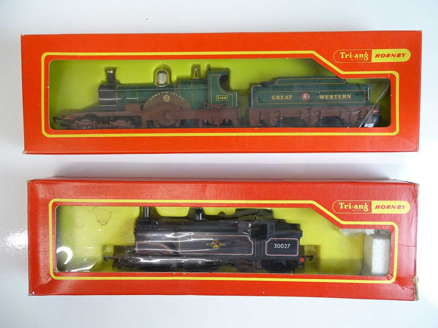 Lot 492 - OO SCALE MODEL RAILWAYS: A pair of TRI-ANG
