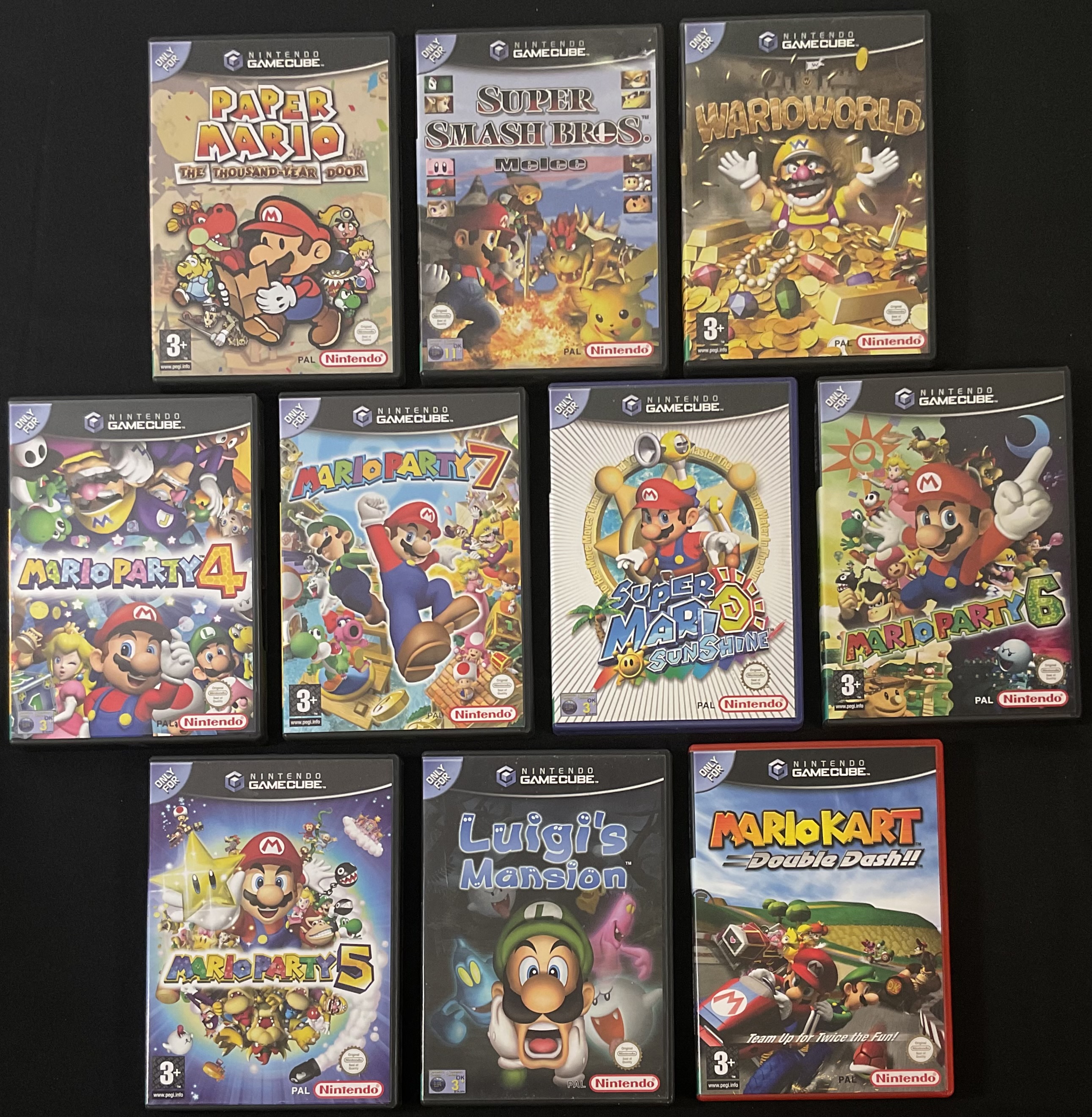 Lot 484 NINTENDO GAMECUBE A group of Super Mario