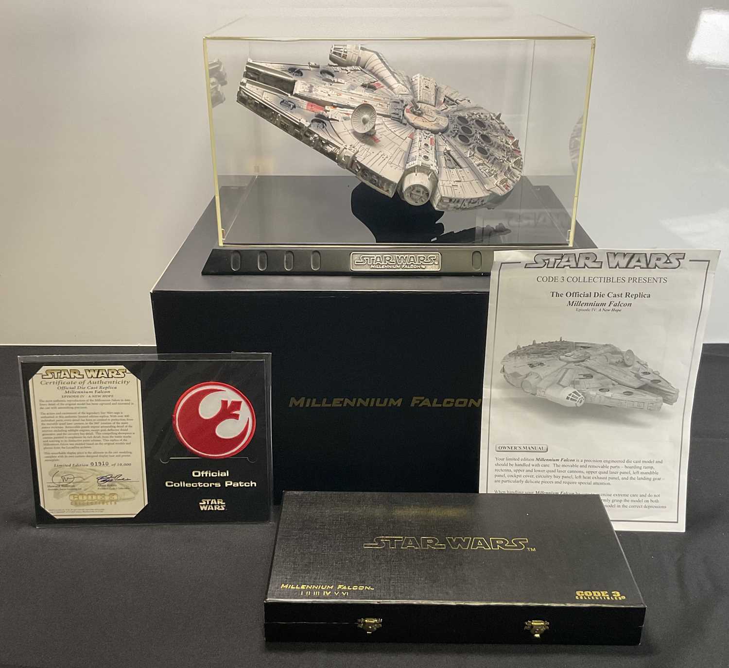 Lot 258 - STAR WARS: A CODE 3 COLLECTIBLES Die Cast,