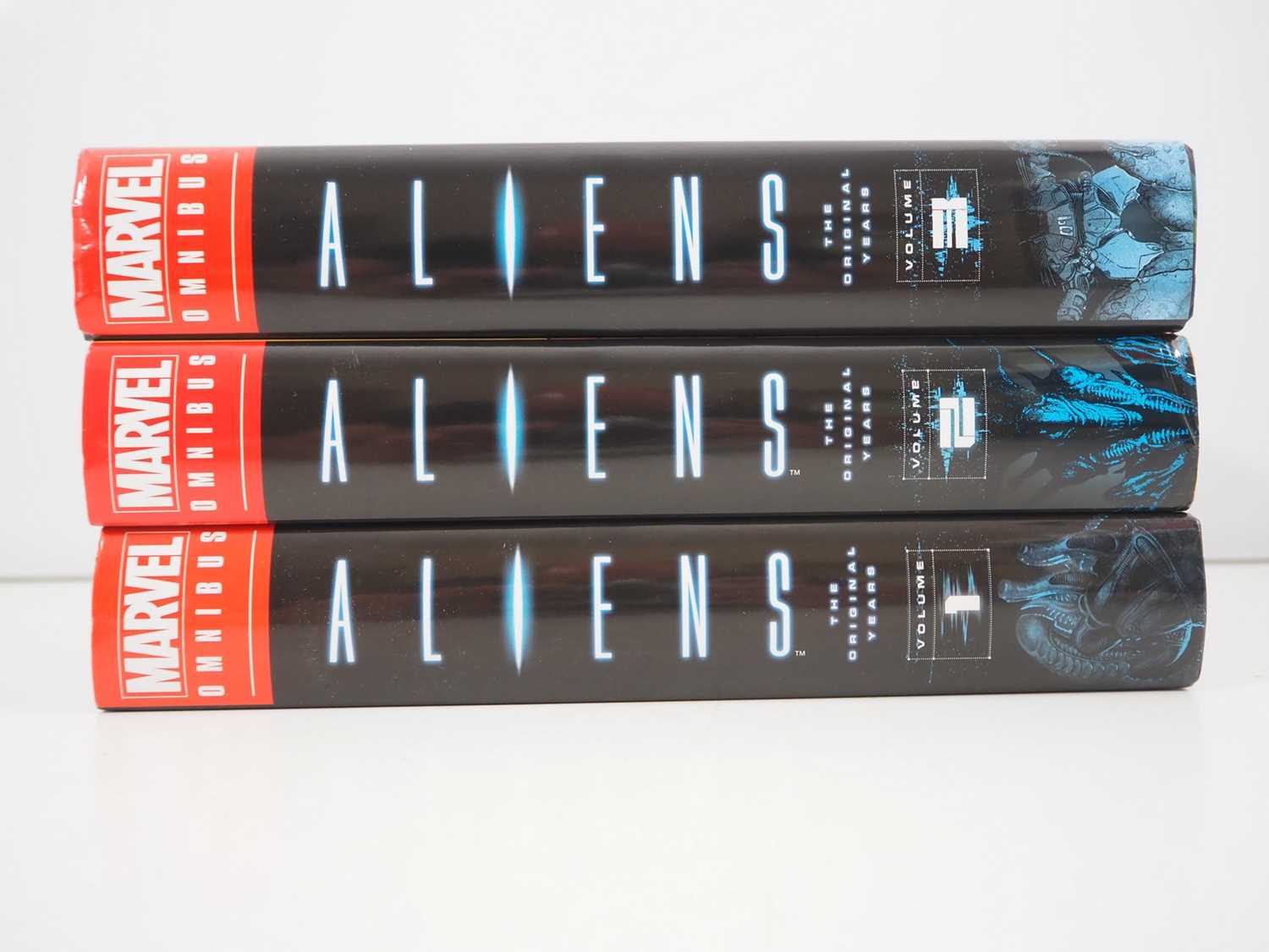 Lot 96 - MARVEL OMNIBUS: ALIENS THE ORIGINAL YEARS