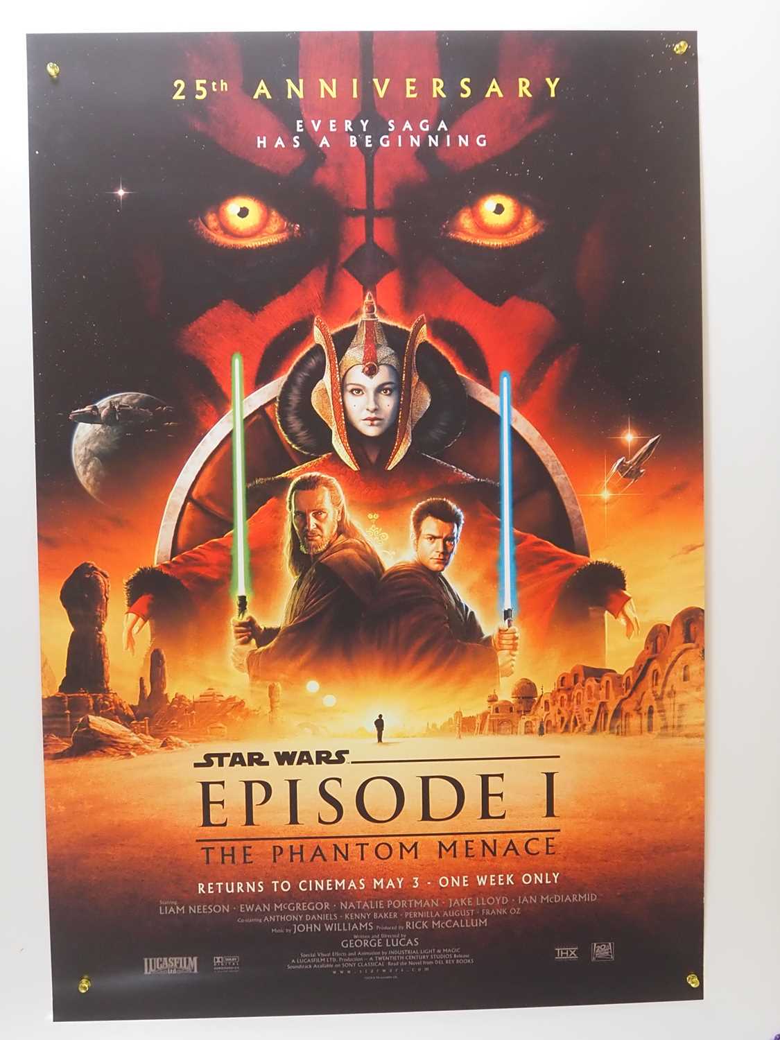Lot 323 - STAR WARS: EPISODE 1 - THE PHANTOM MENACE