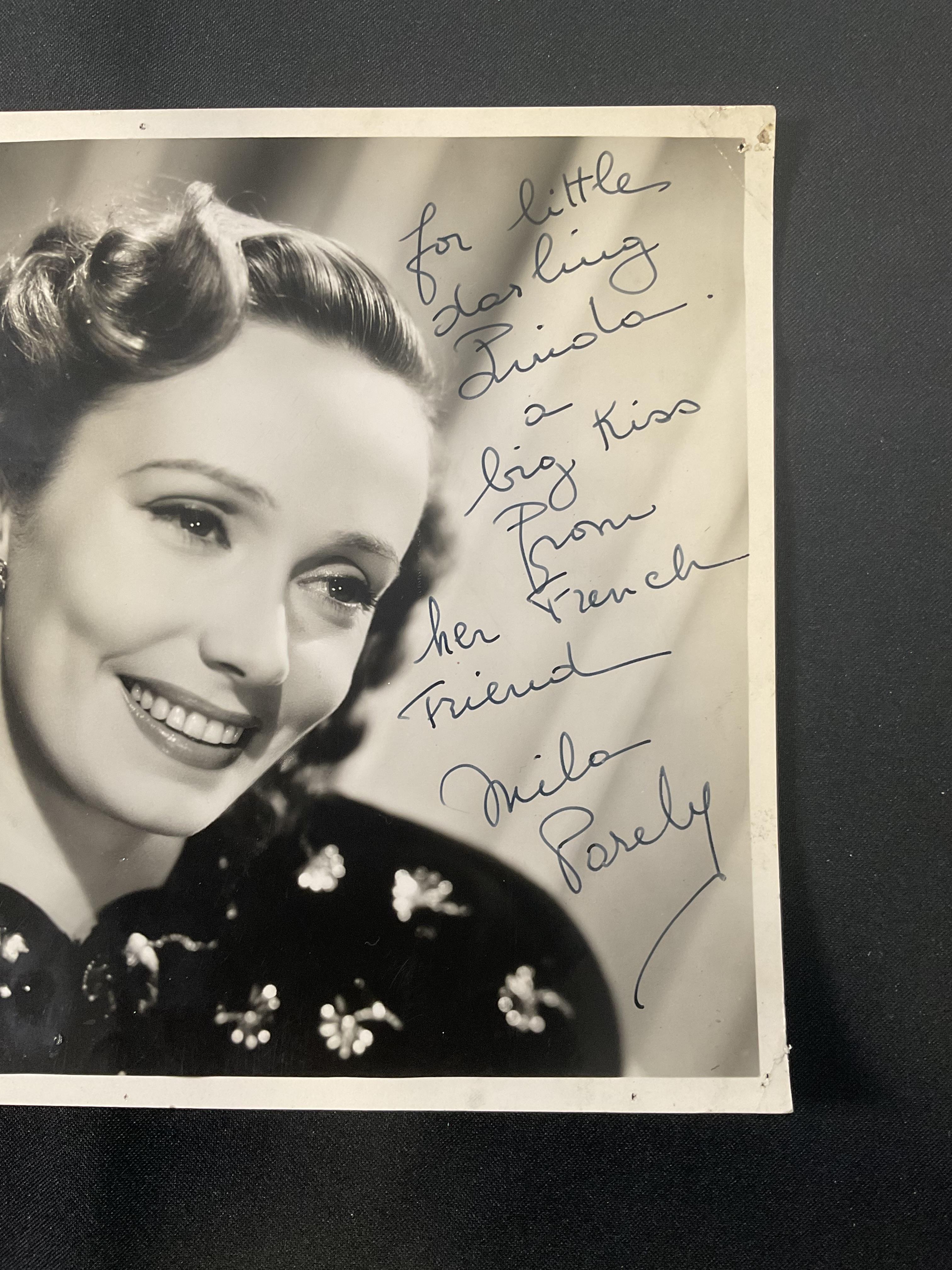 Lot 92 - ACTRESSES - A group of female actresses'