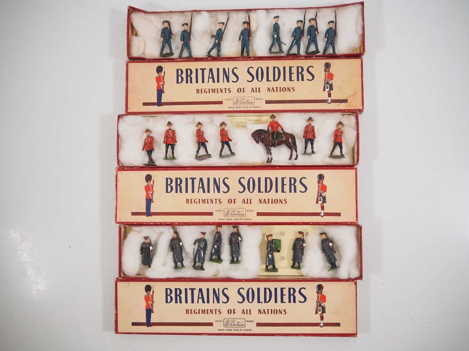 Lot 73 - A group of vintage BRITAINS diecast soldier