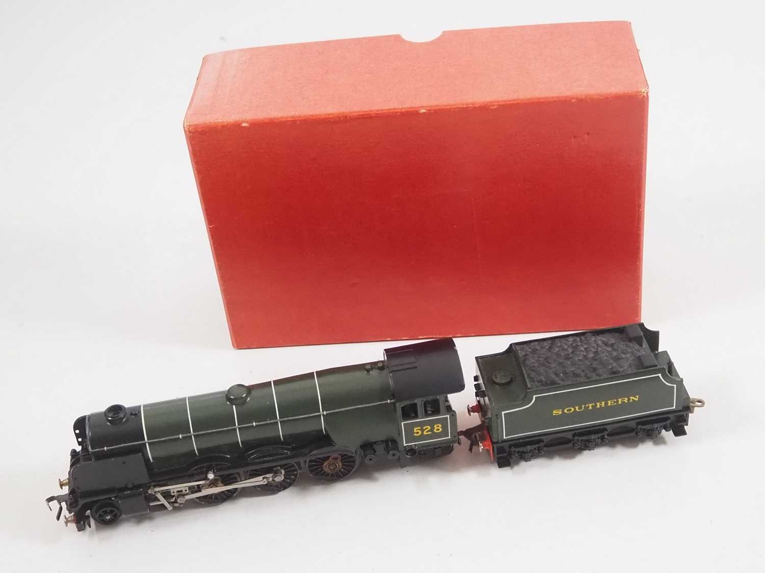 Lot 360 - A TRIX TWIN OO/HO gauge 3-rail 4-6-2 steam