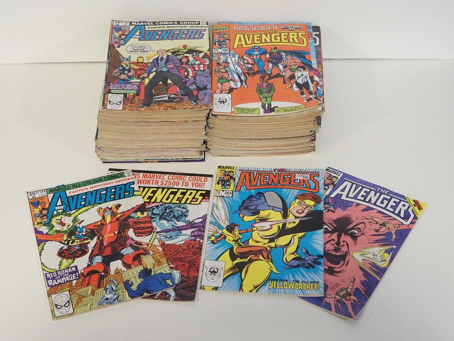 Lot 252 - AVENGERS #198, 199, 201-203, 206-208, 211,
