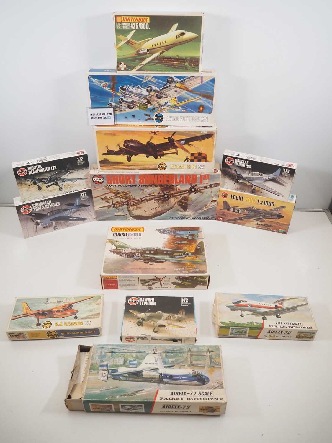 Lot 275 - A group of unbuilt plastic aircraft kits by