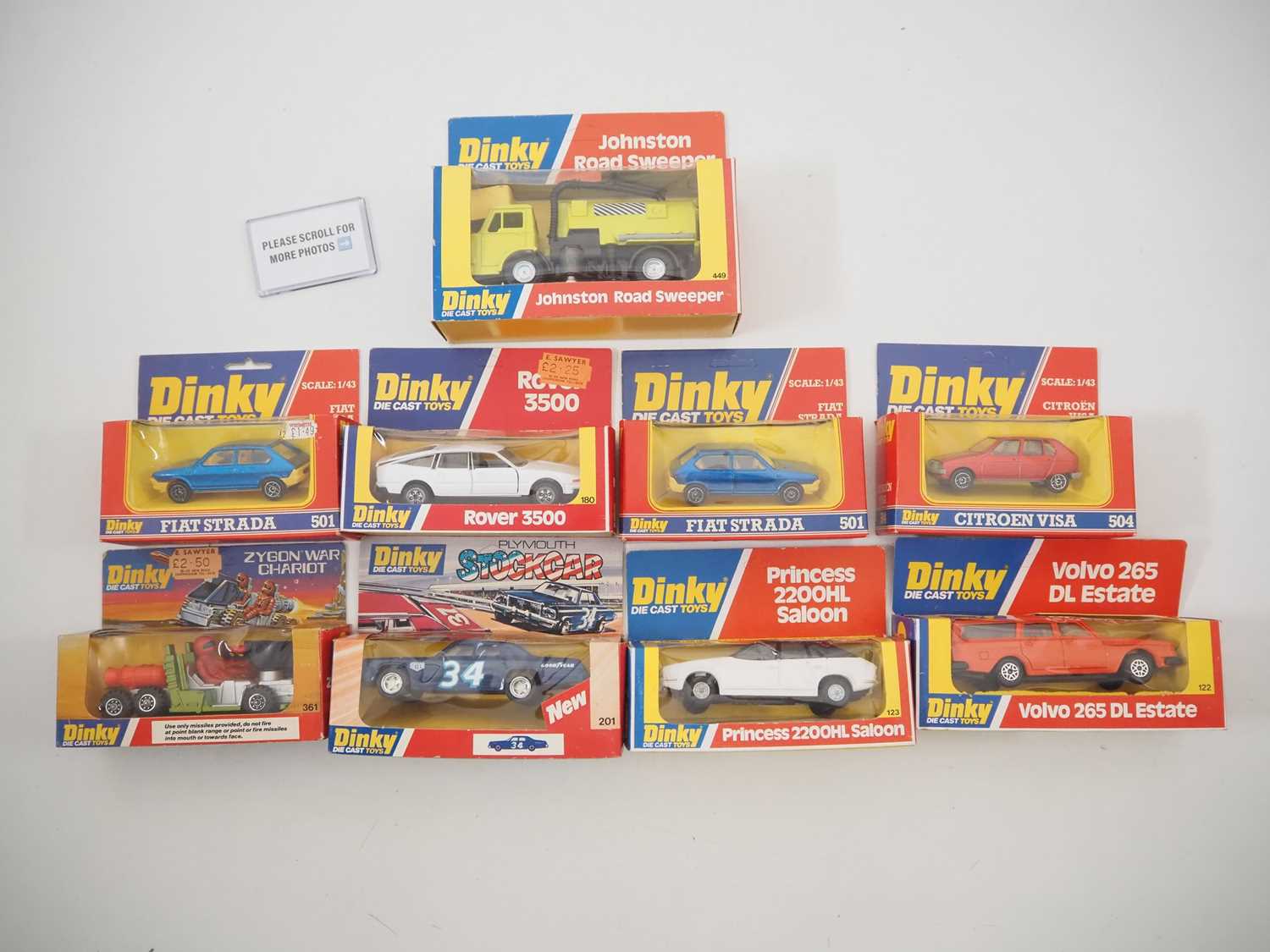 Lot 390 - A group of DINKY diecast vehicles in