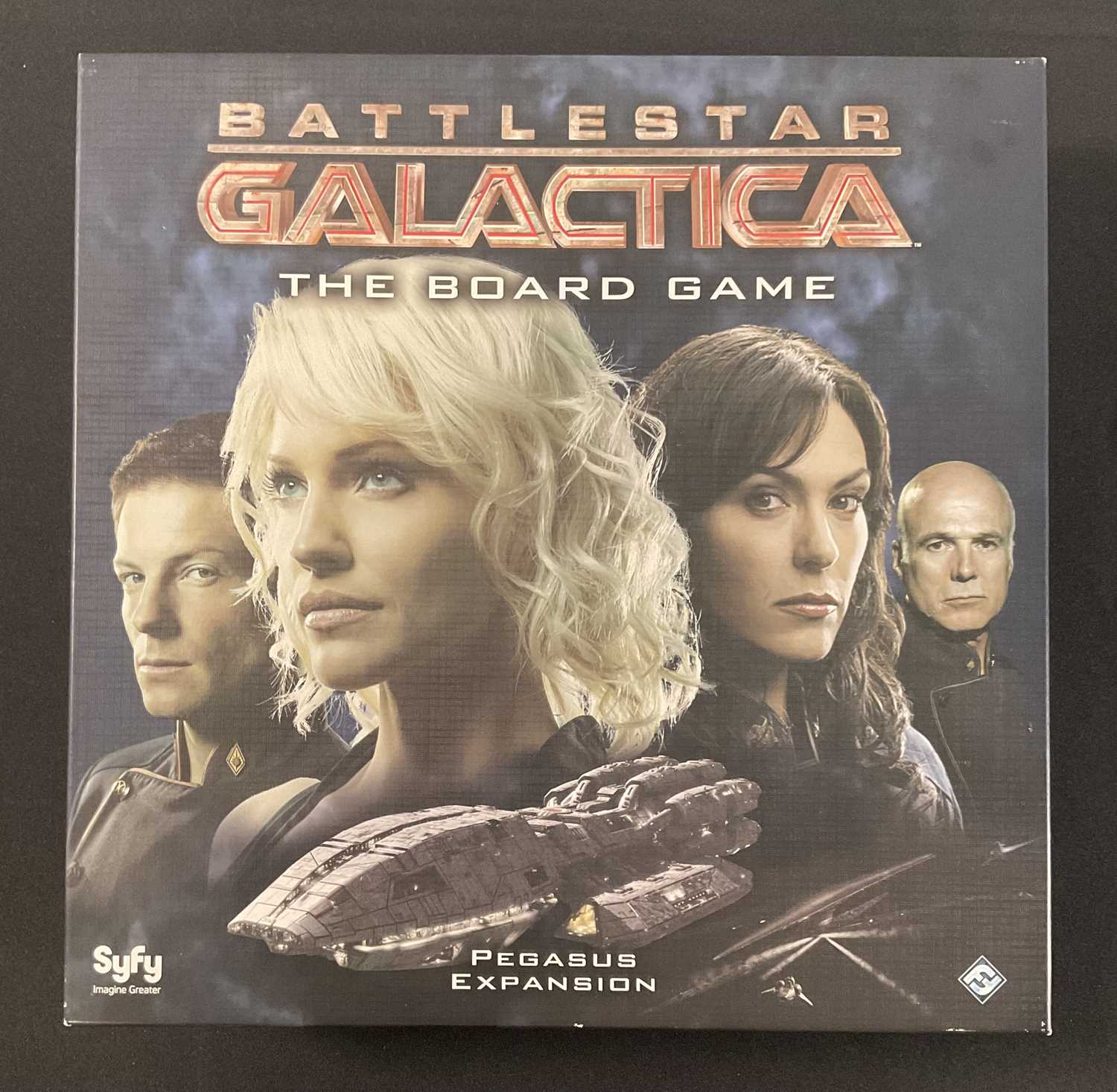 Lot 613 - BATTLESTAR GALACTICA THE BOARD GAME PEGASUS