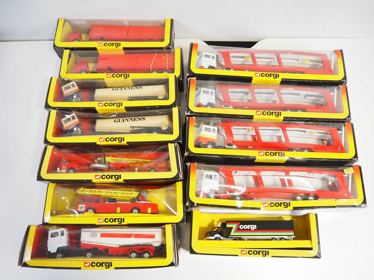 Lot 146 - A group of CORGI diecast articulated lorries