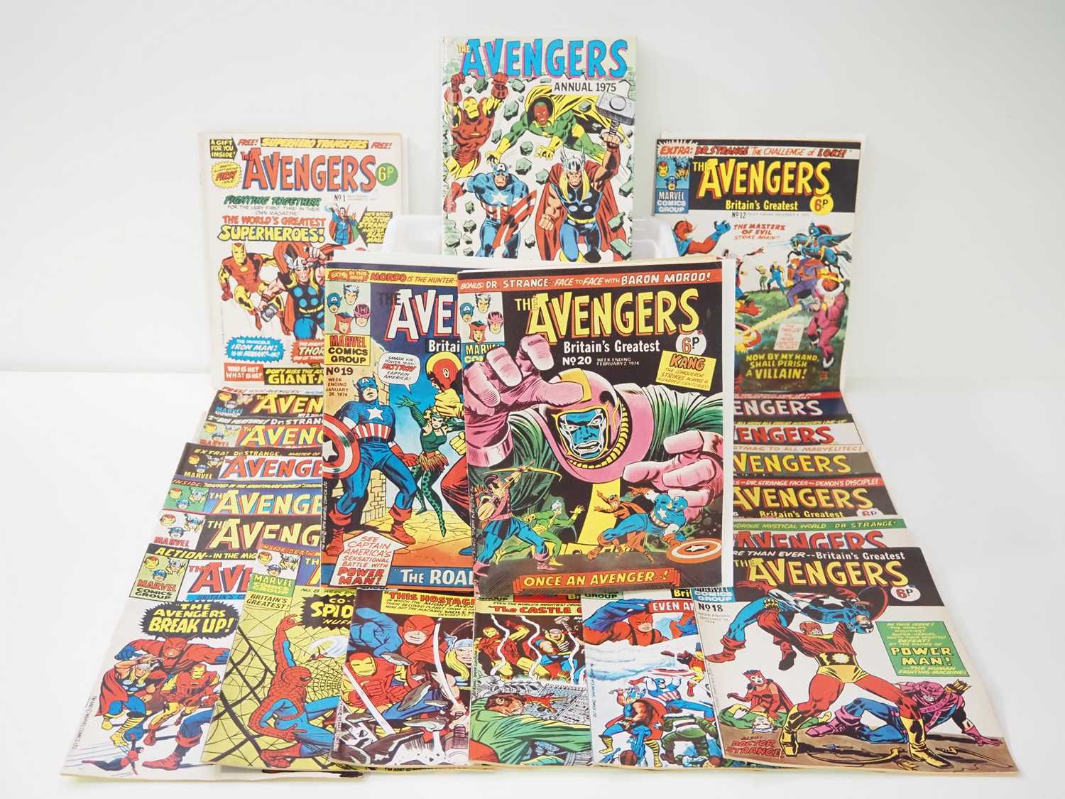 Lot 100 - AVENGERS #1 to 97, 99 + THE AVENGERS ANNUAL