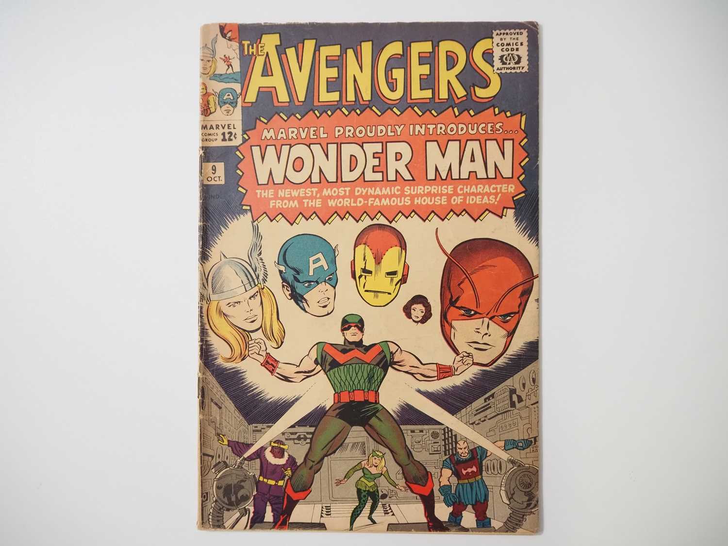 Lot 530 - AVENGERS #9 (1964 - MARVEL) - First