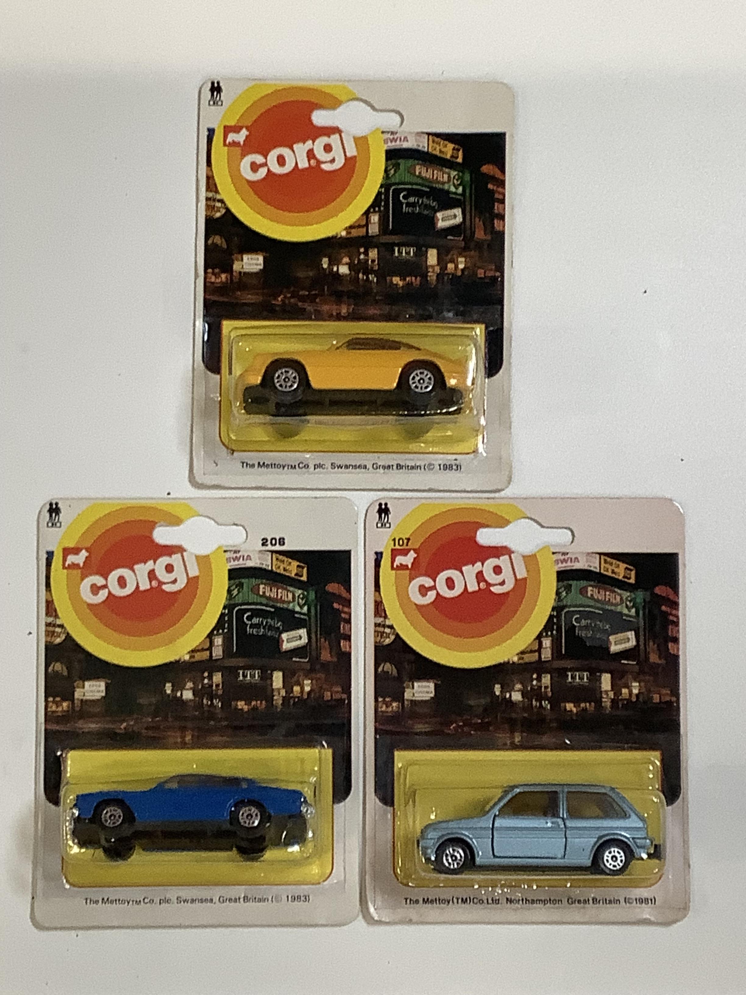 Lot 36 - Early 1980's CORGI Juniors on 'Piccadilly