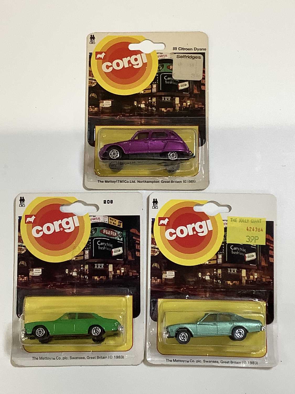 Lot 190 - Early 1980's CORGI Juniors on 'Piccadilly