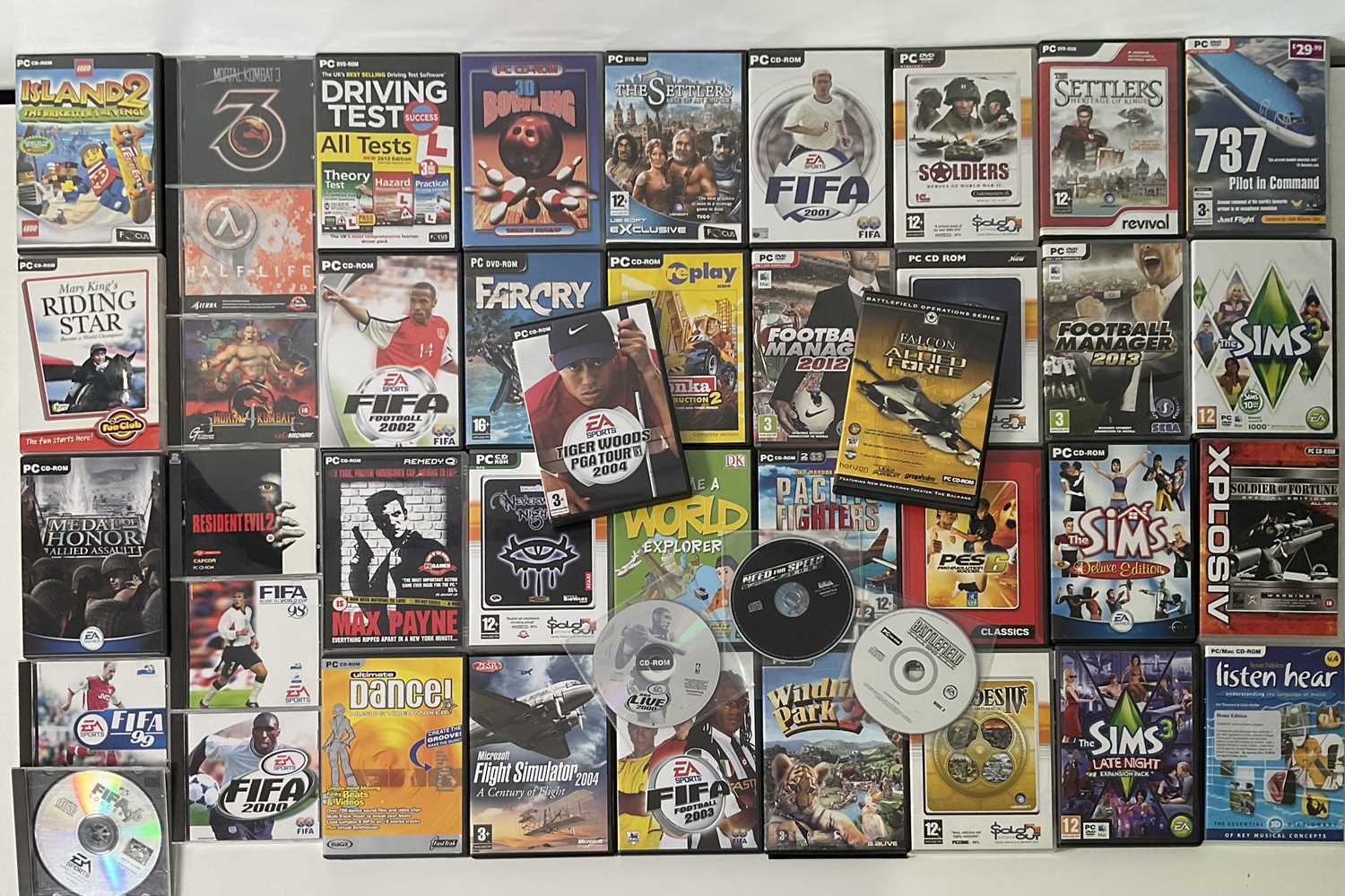 Lot 658 - A selection of PC games including RESIDENT