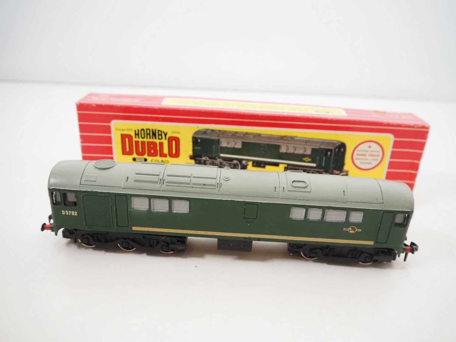 Lot 95 - HORNBY DUBLO OO gauge 2233 2-rail Co-Bo