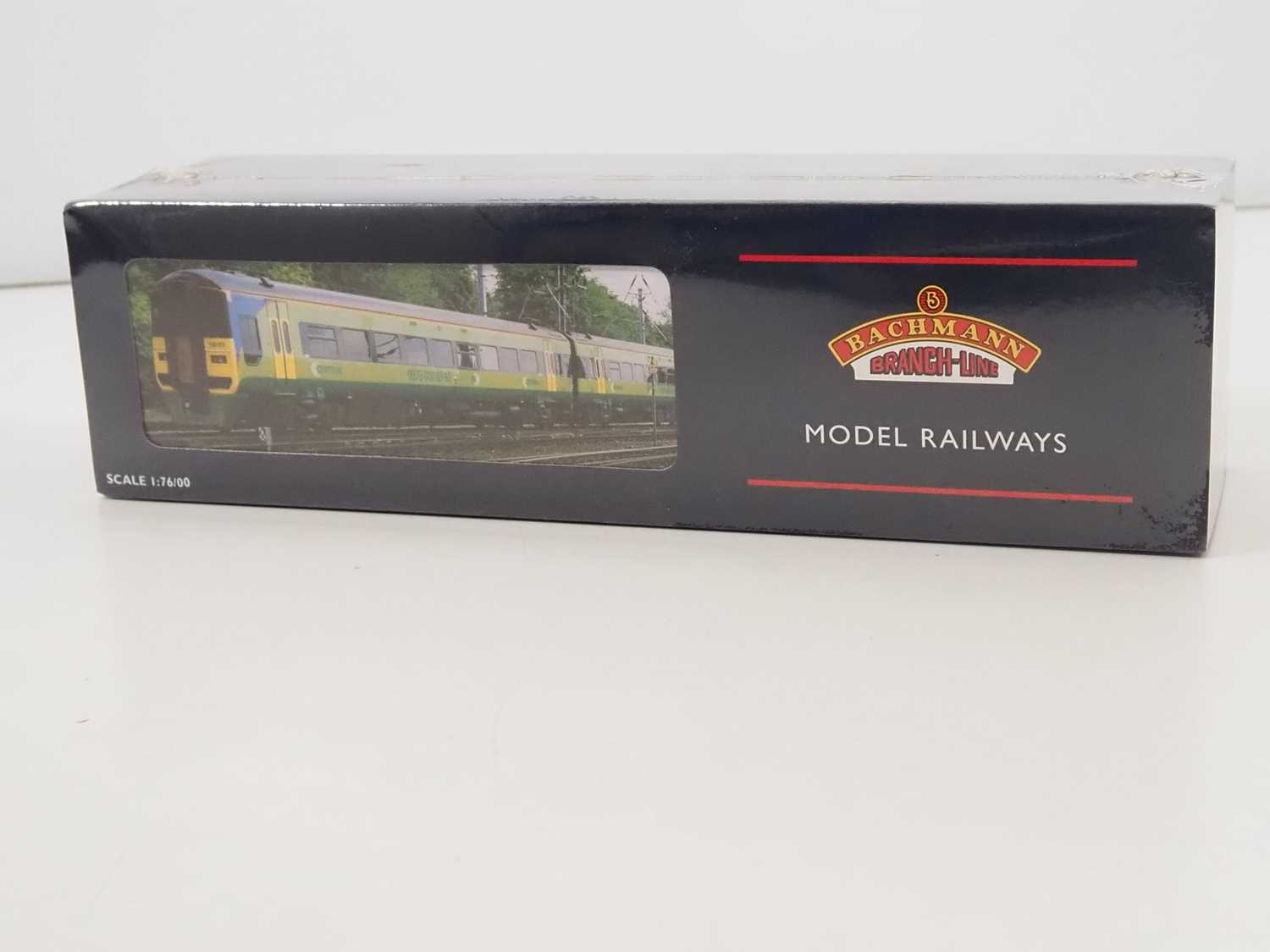 Lot 222 - A BACHMANN OO gauge 31-514 Class 158 2-car