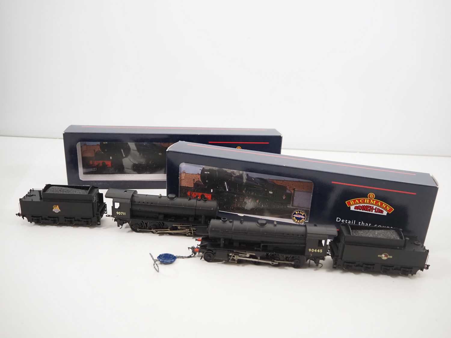 Lot 285 - A pair of BACHMANN OO gauge WD Austerity