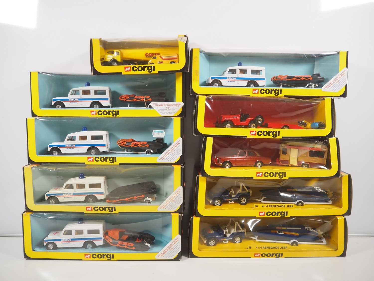 Lot 693 - CORGI - A group of diecast multi-vehicle
