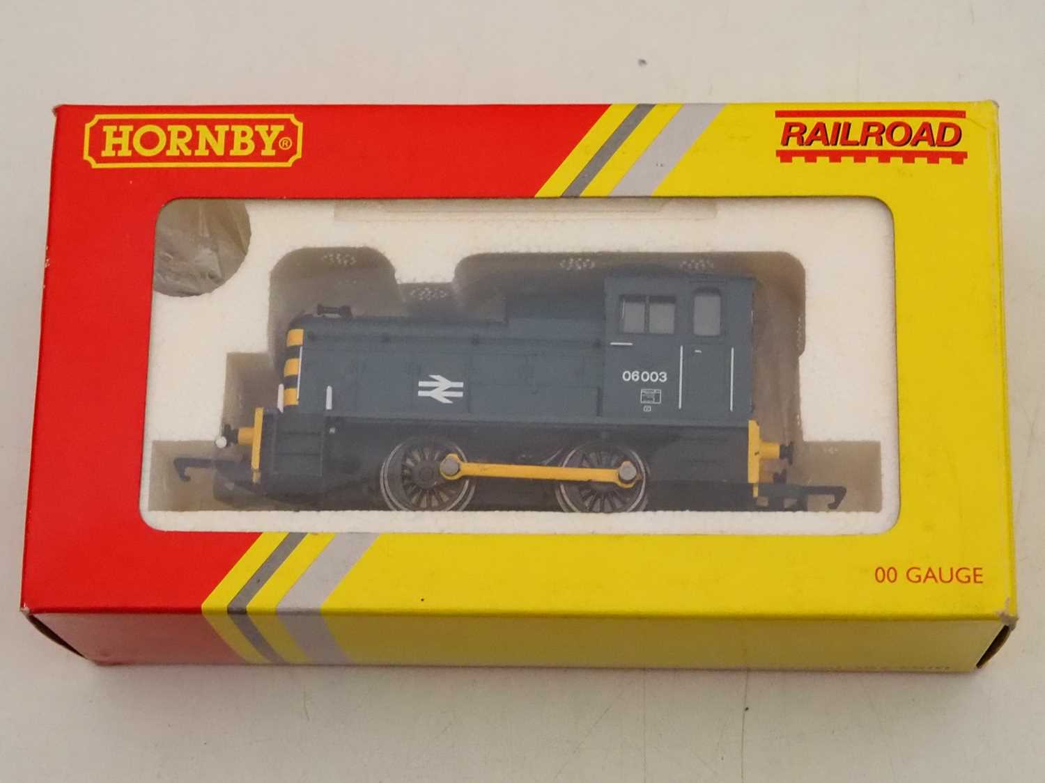 Lot 171 - A HORNBY OO gauge class 06 diesel shunter in