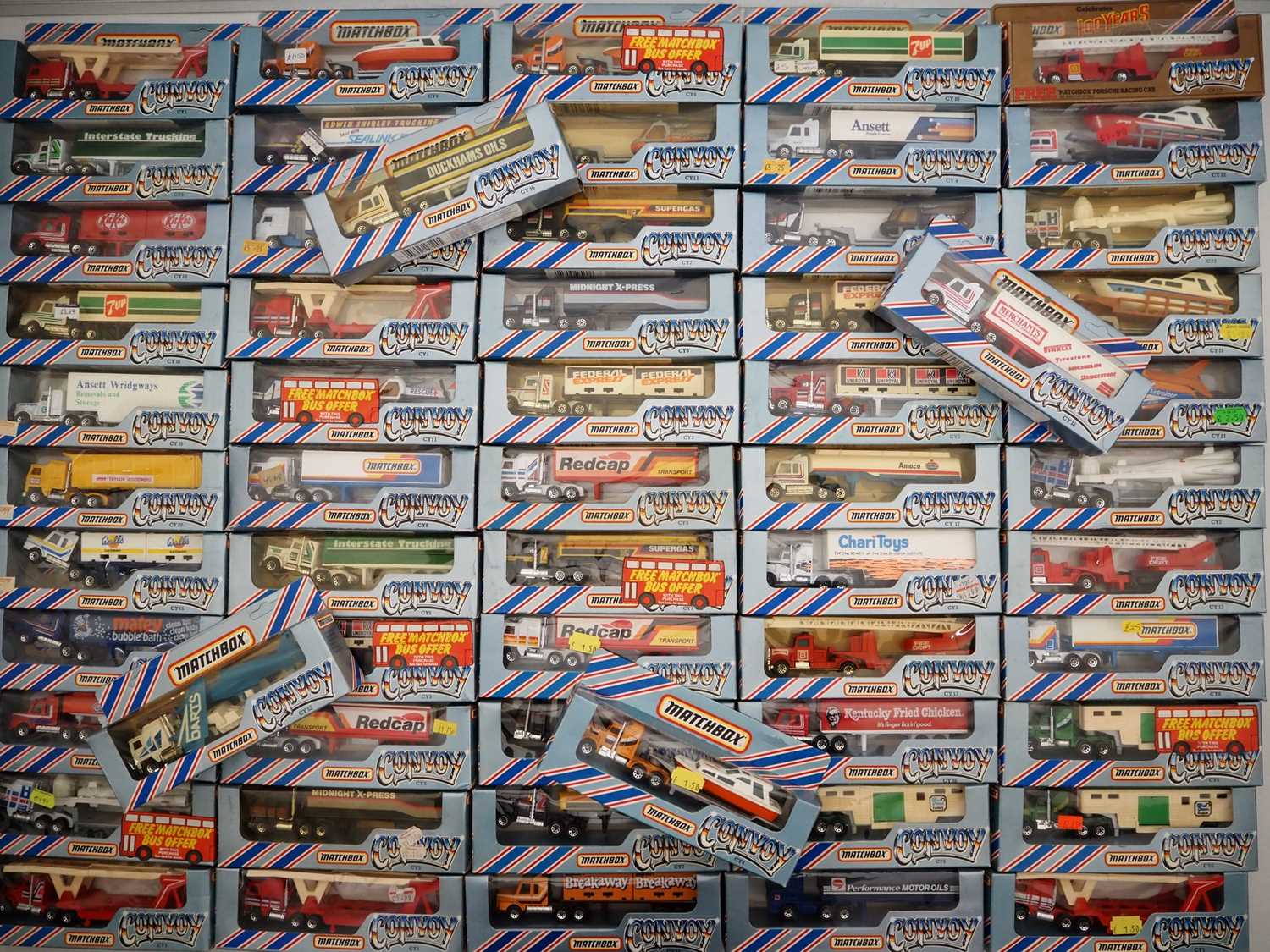Lot 401 - MATCHBOX - 'Convoy' series articulated