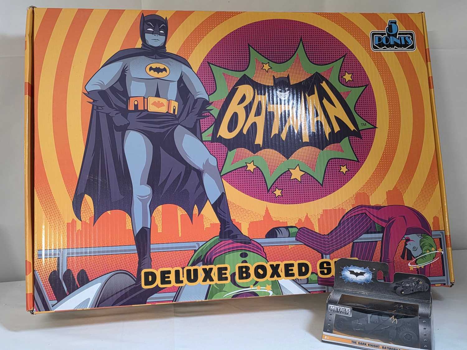 Lot 185 - A MEZCO TOYS Batman Deluxe Boxed Set,