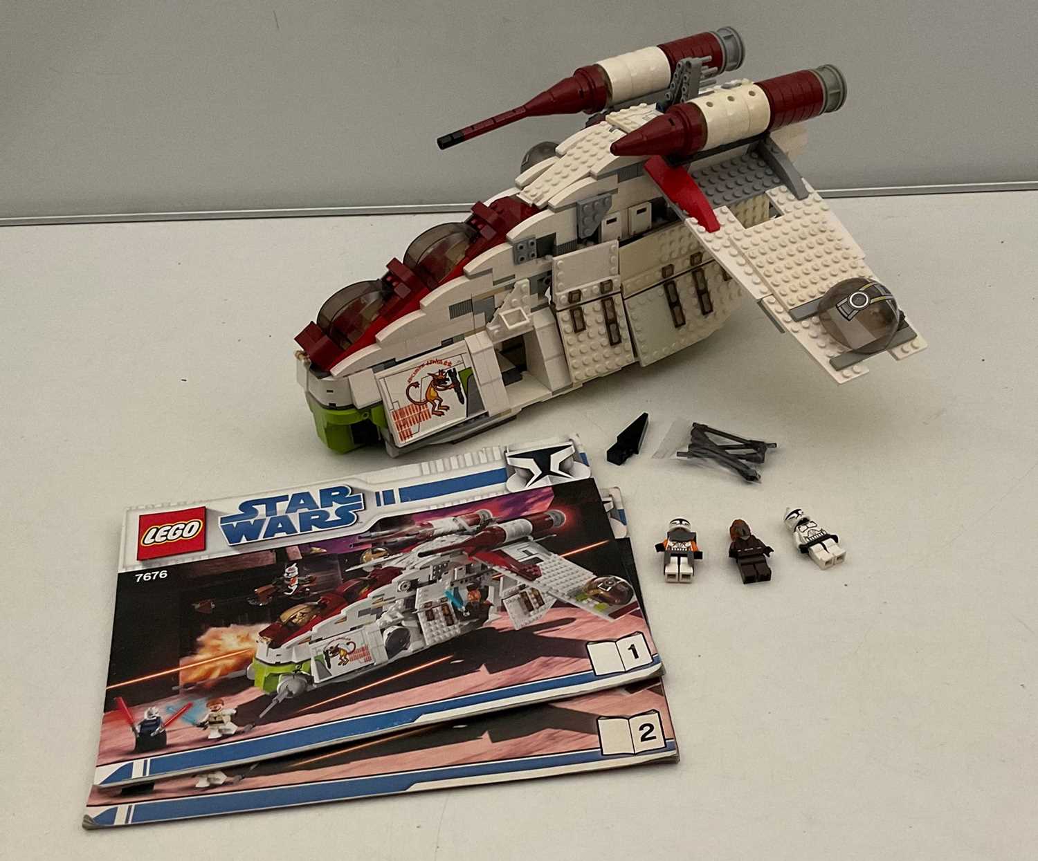 Lot 279 - LEGO: STAR WARS 7676 - ship appears complete,