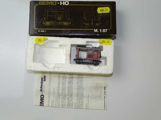 Lot 272 - HOm GAUGE MODEL RAILWAYS: A BEMO Swiss