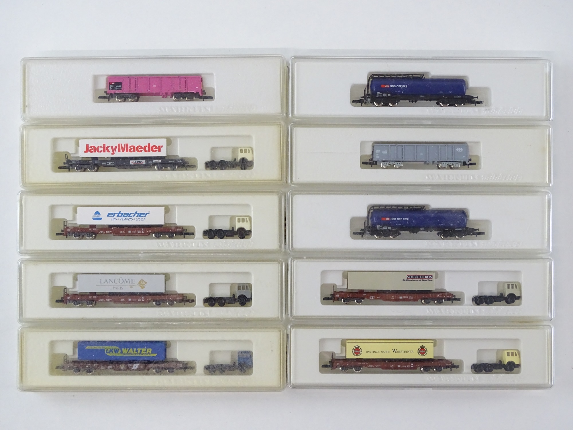 Lot 256 - A group of MARKLIN Z Gauge German Outline